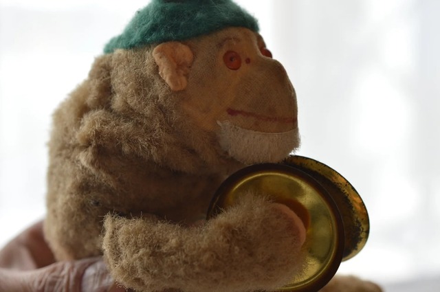 ドイツ Max Carl Original社のシンバルを叩くおさるのおもちゃ or0500 | Tsubame Märkt