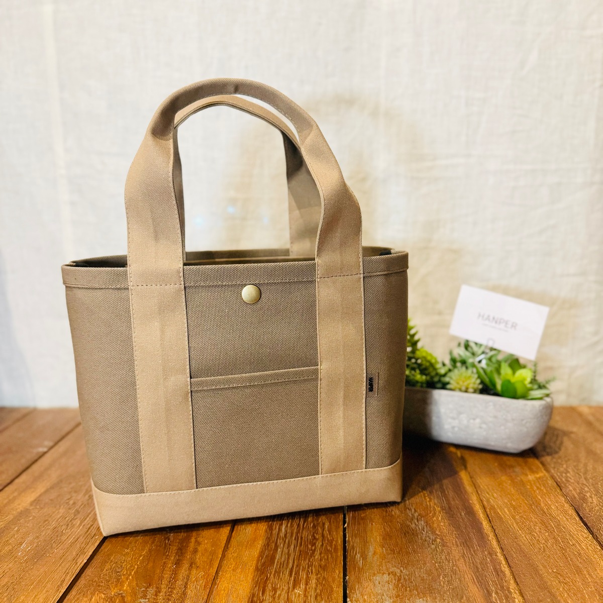 シンプルな帆布トートバッグ《茶色》Mサイズ | HANPER