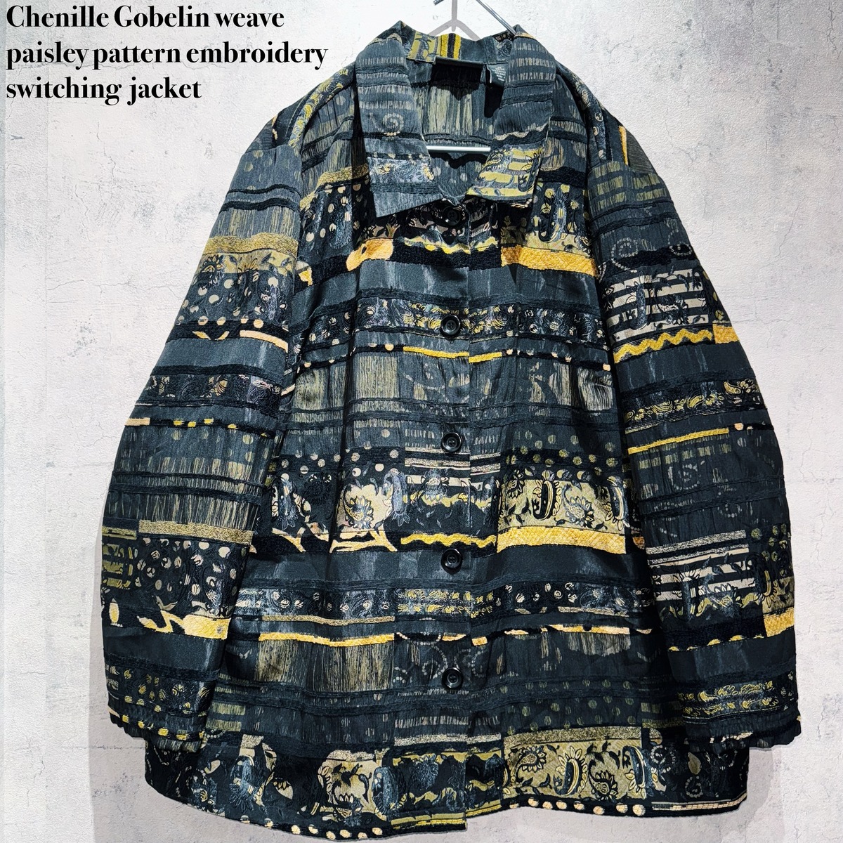 Chenille Gobelin weave paisley pattern embroidery switching jacket | ayne