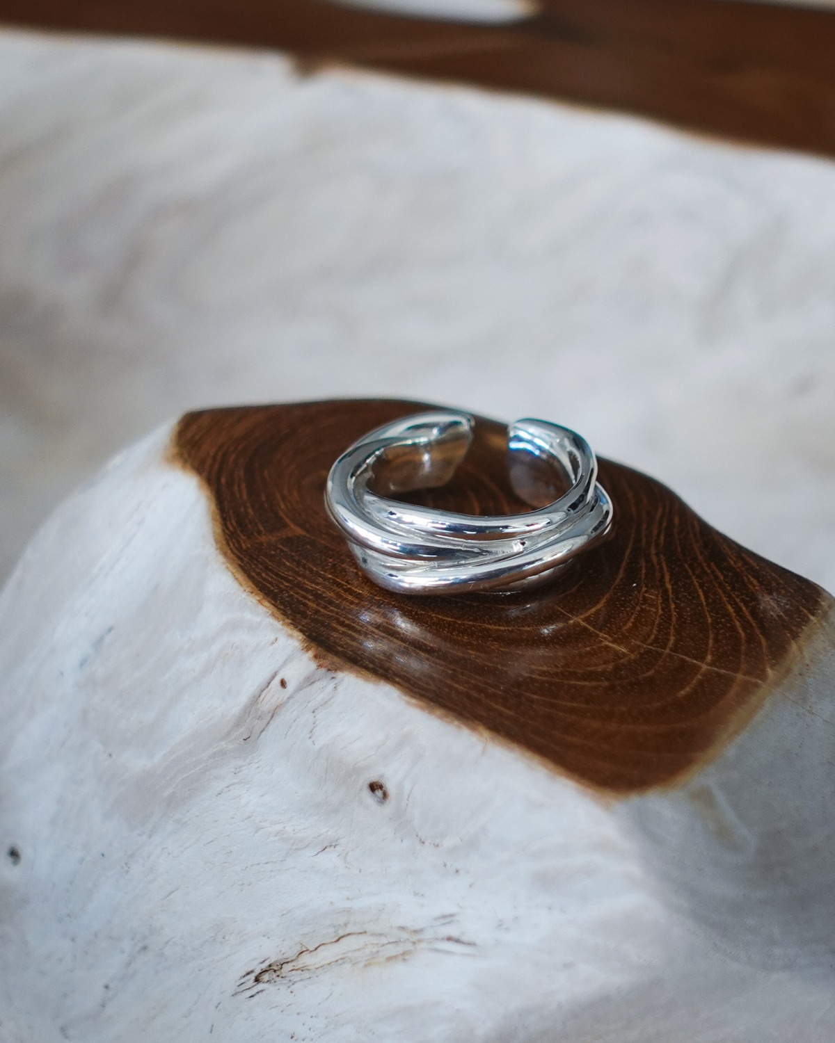 roundabout Silver Intersect Ring SILVER | nua