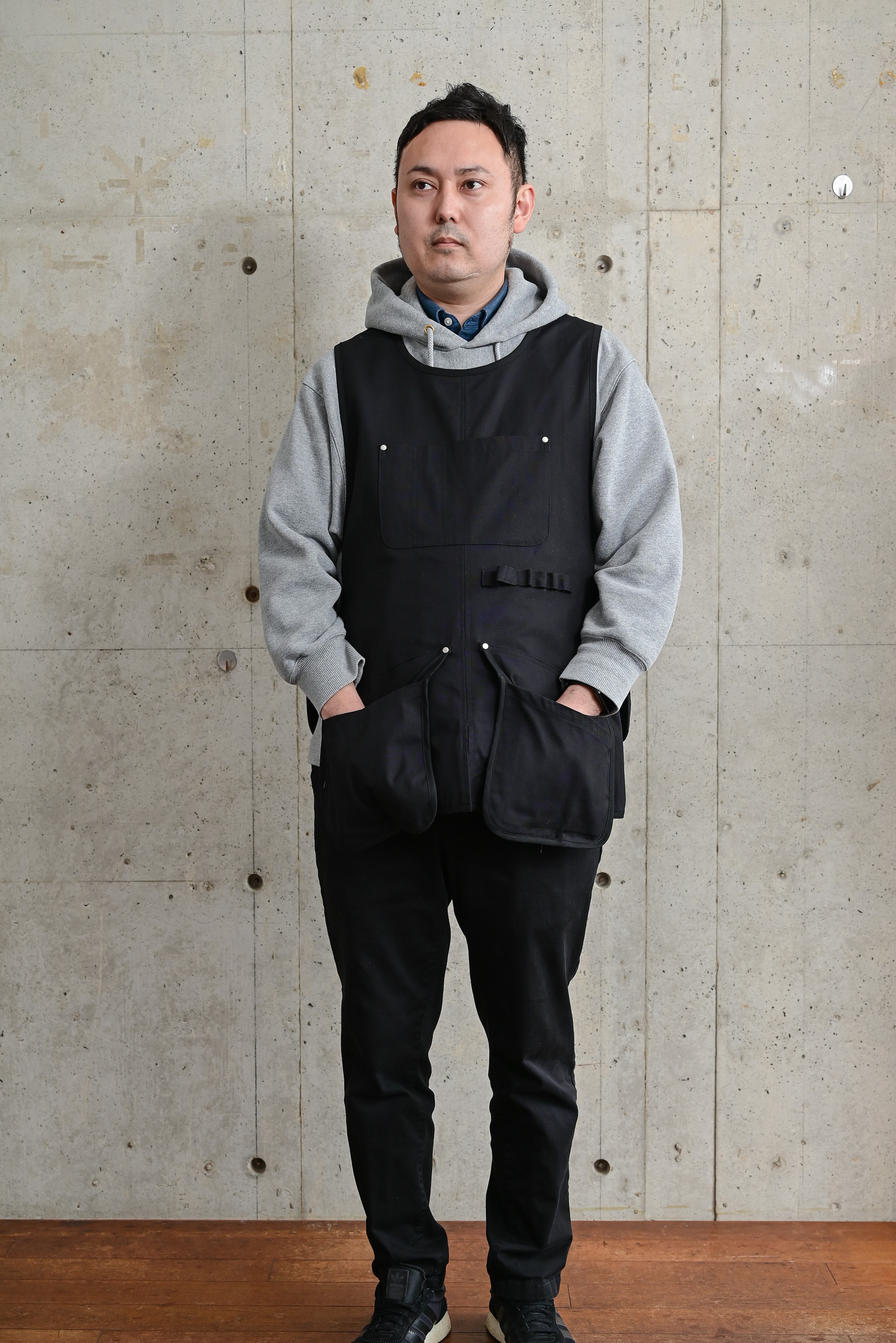 R123 ブラック | ROOMS WINGS