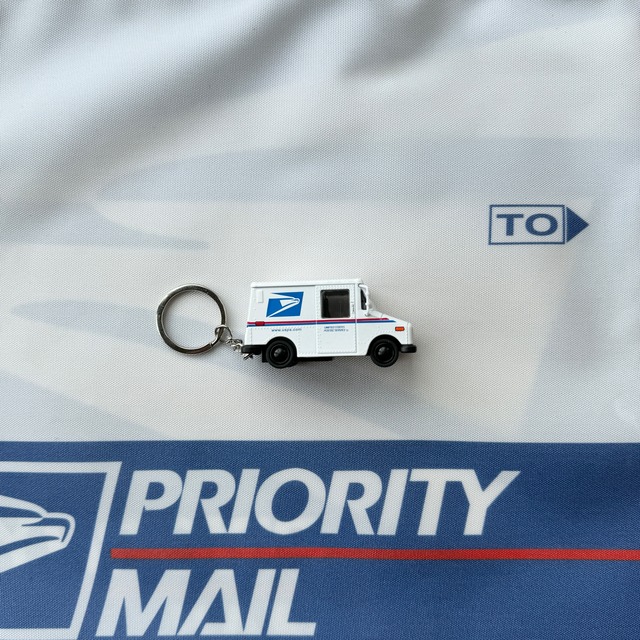 【USPS】 Pull Back Postal Carrier Truck Key Caine | Transit.