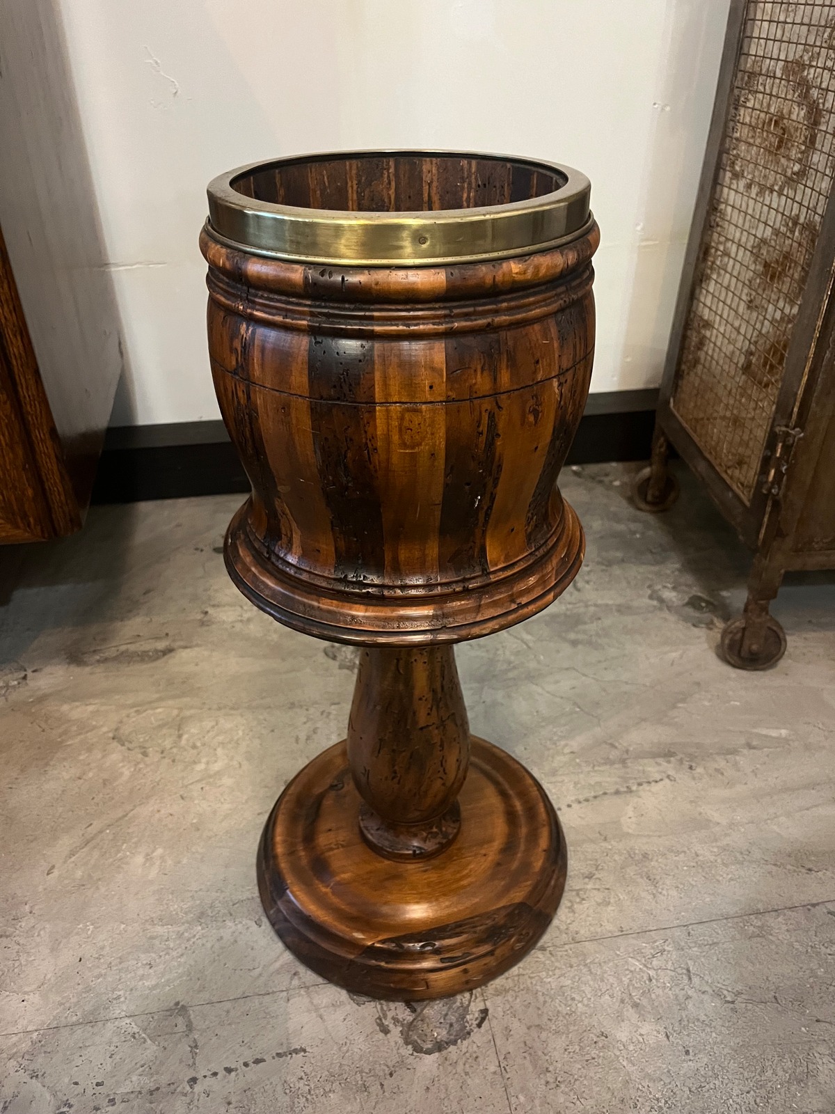 バレル フラワースタンド 花台 | BLUEWORKS-VINTAGE-