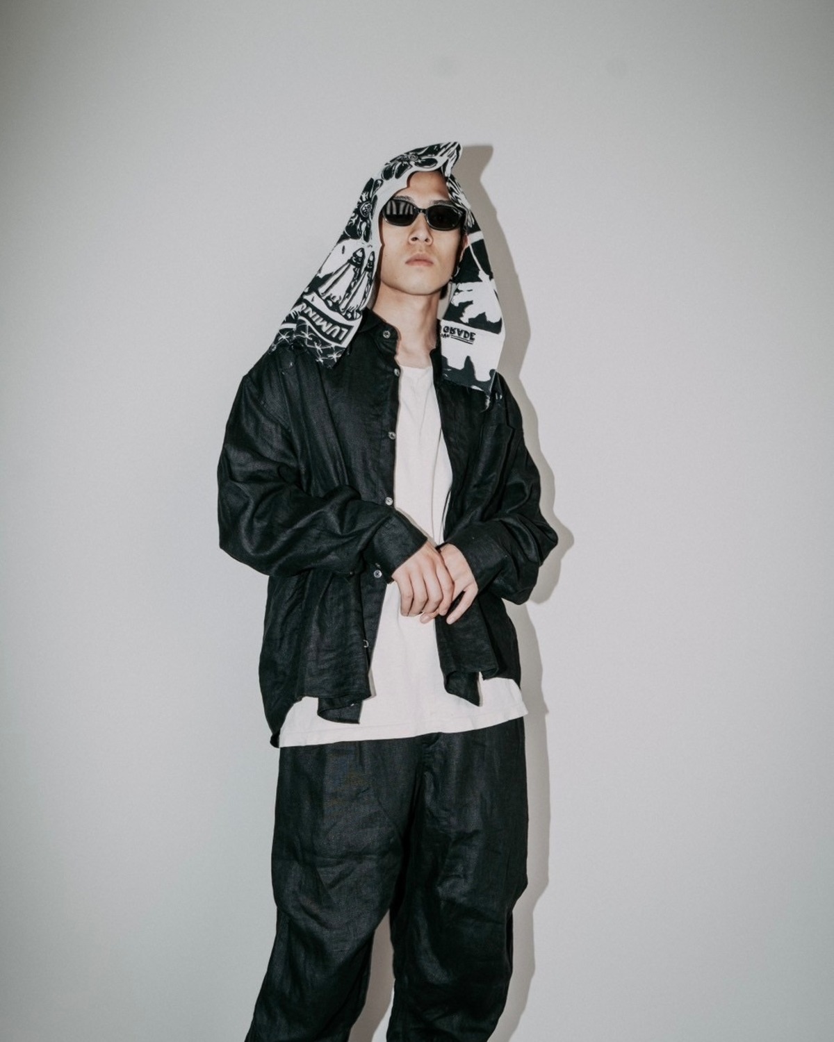 ACO COMFORTABLE WIDE LINEN SHIRTS BLACK | nua