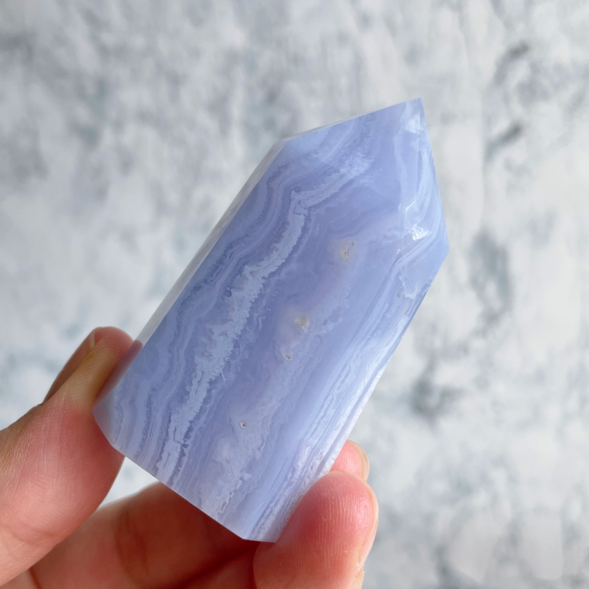 ブルーレースアゲート タワー | Violet Beaming Stone 〜天然石ショップ〜