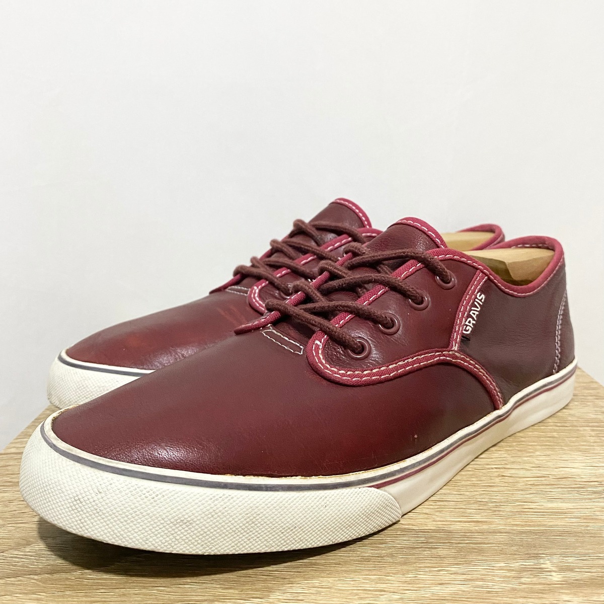 Gravis Slymz Leather Maroon | IDLS Online