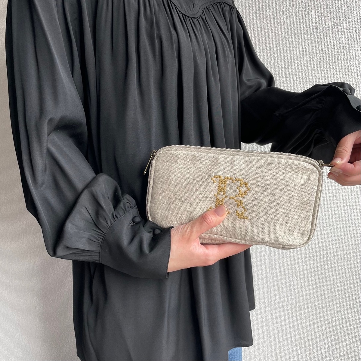 【インスリンポーチ】 Embroidery Compartment Pouch (PT221-1001) | pinetail