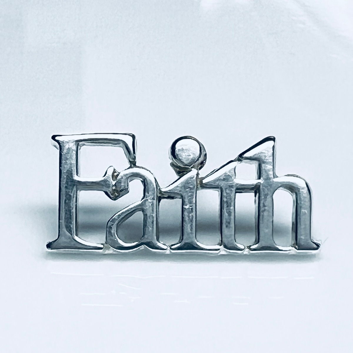 VINTAGE TIFFANY & CO. Faith Pin Badge Sterling Silver | ヴィンテージ ティファニー ...