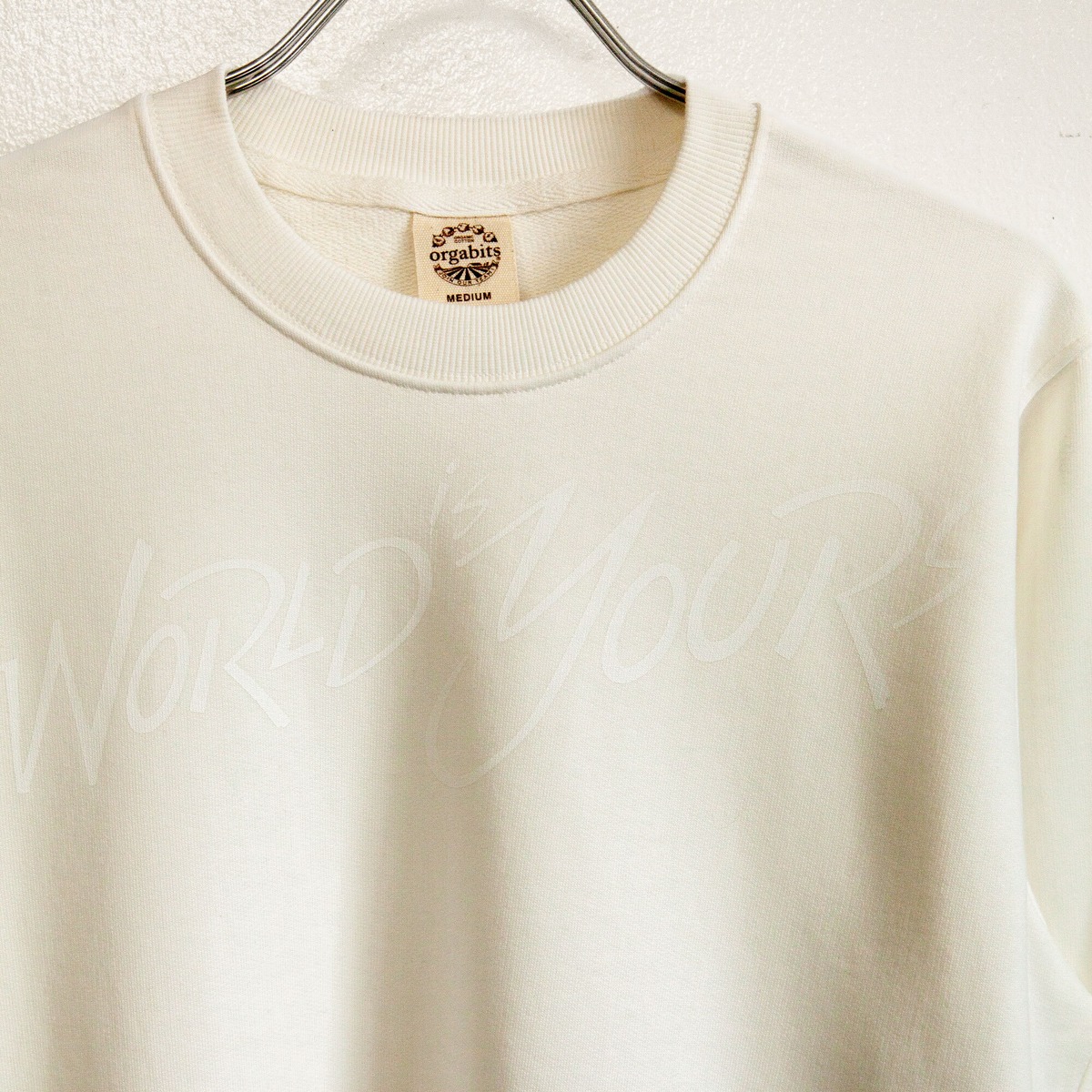 SWEAT Organic "The World is Yours" - Natural/White | Massa AquaFlow art ...