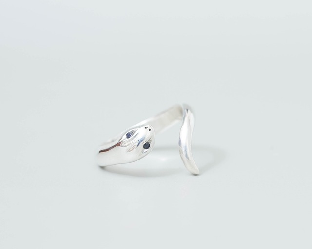 DANAE × MIHO MURAKAMI 【Naga】ring - Sapphire | MIHO MURAKAMI