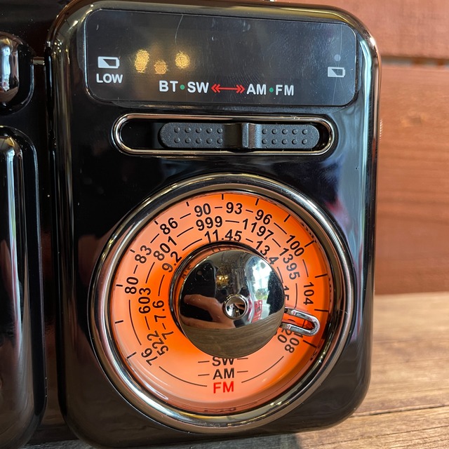 RELAX(リラックス) "MULTI RETRO RADIO" レトロラジオ スピーカー ブラック | FAMO オンラインストア～古着と ...