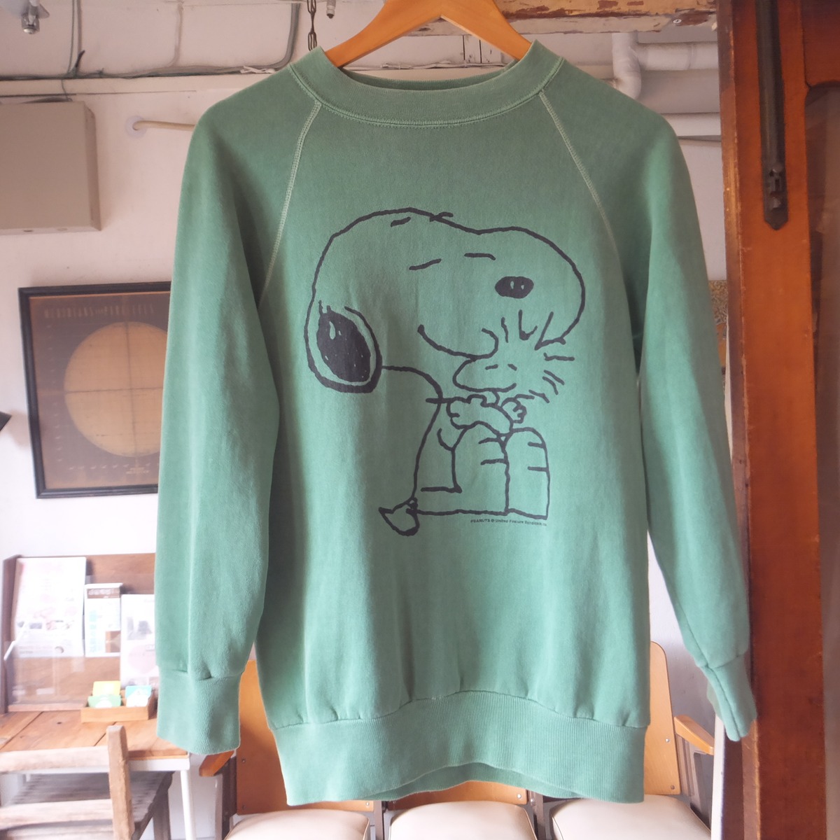 80s90s novel teez PEANUTS snoopy sweat USA | adamsmith