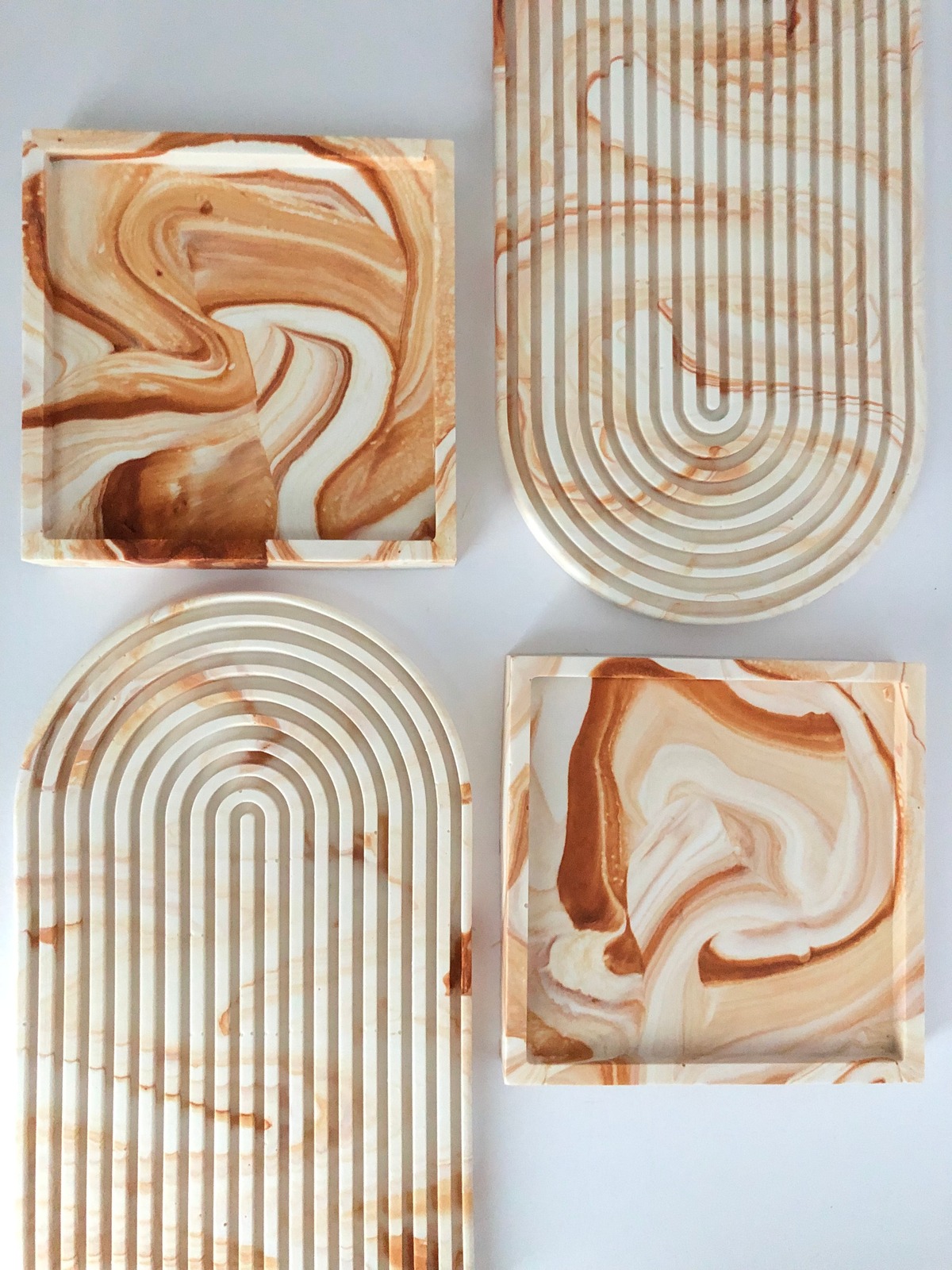 arch board [ caramel brown ] | nephelee