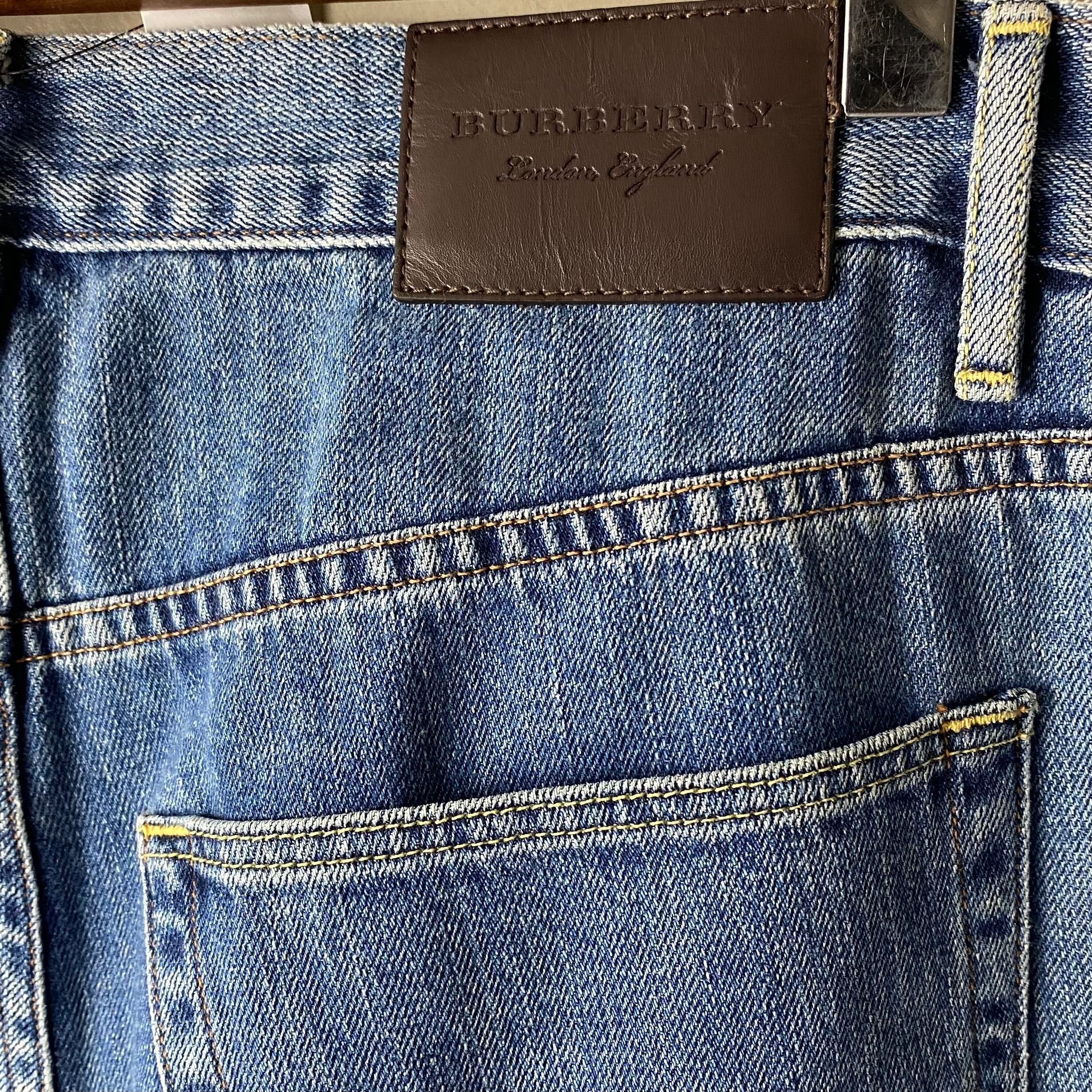 BURBERRY LONDON ENGLAND logo print denim pants | NOIR ONLINE BURBERRY LONDON ENGLAND logo print denim pants | NOIR ONLINE