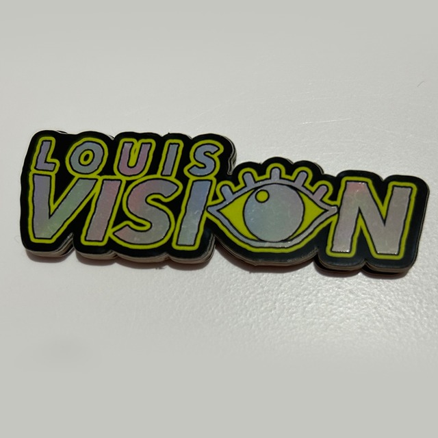 ホログラムロゴステッカー | Louis Vision Official Store