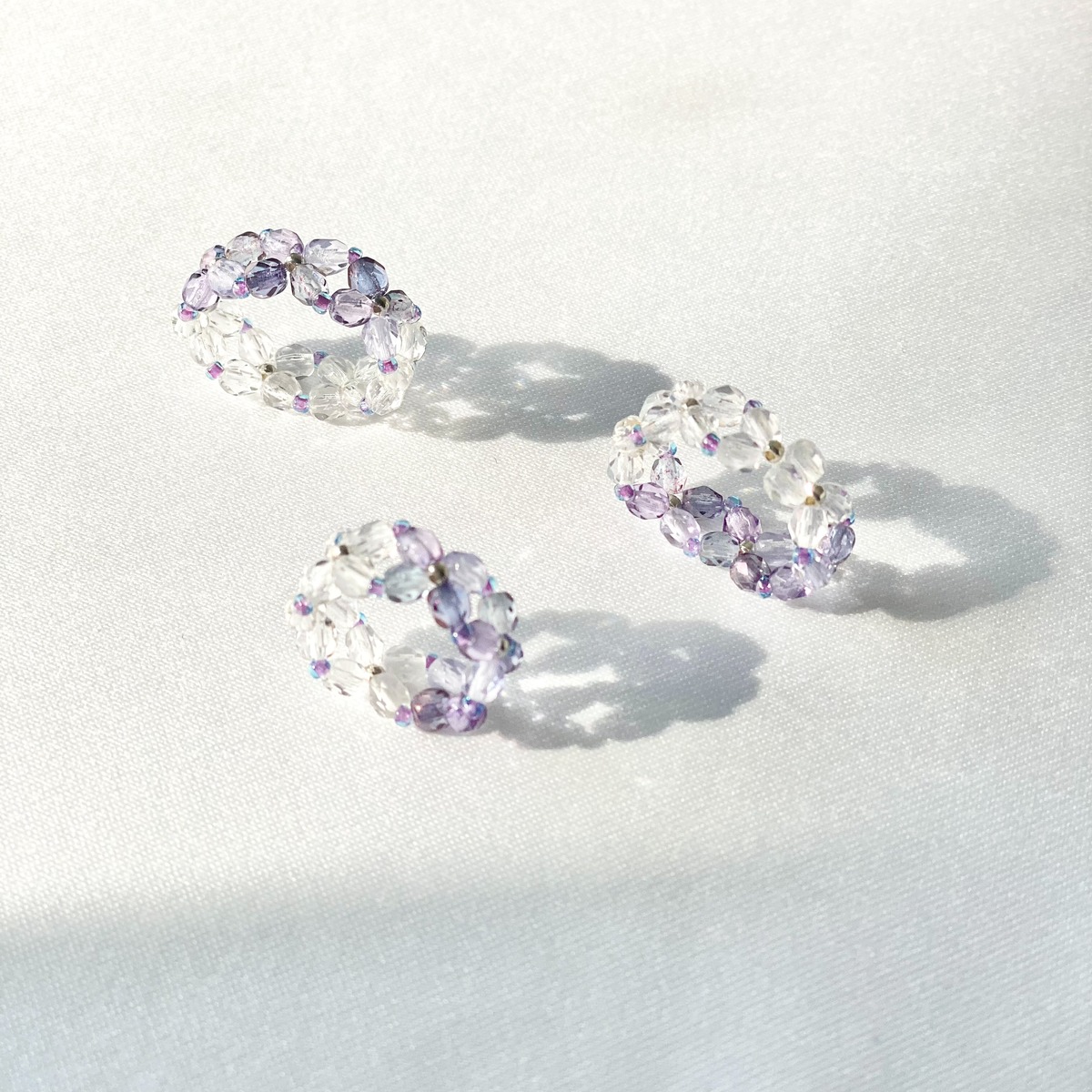 雨音と紫陽花 花冠のビーズリング （オプションでリング追加） | Ichi-ring（いちりん）