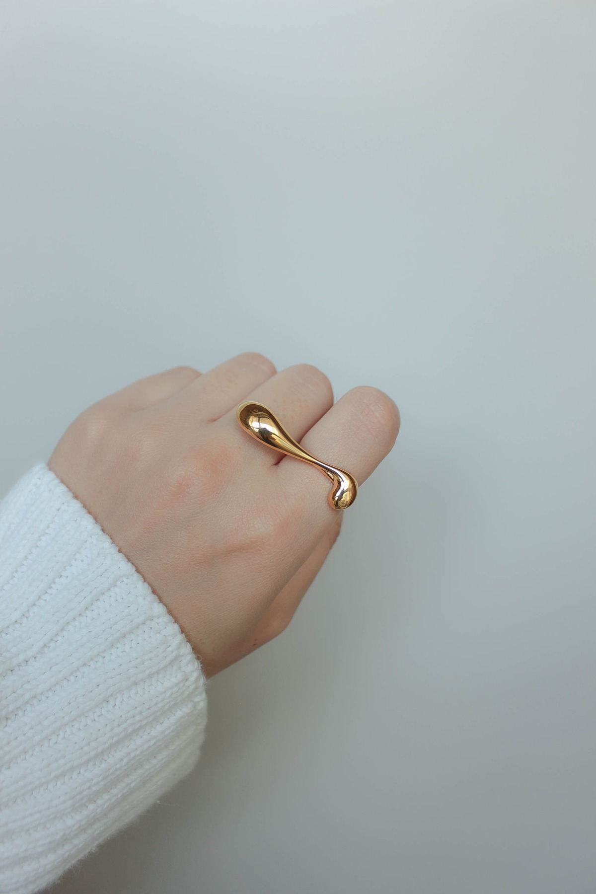 12/3(wed)再販 Modifie Bar Ring | 金属アレルギー対応のアクセサリー ebine