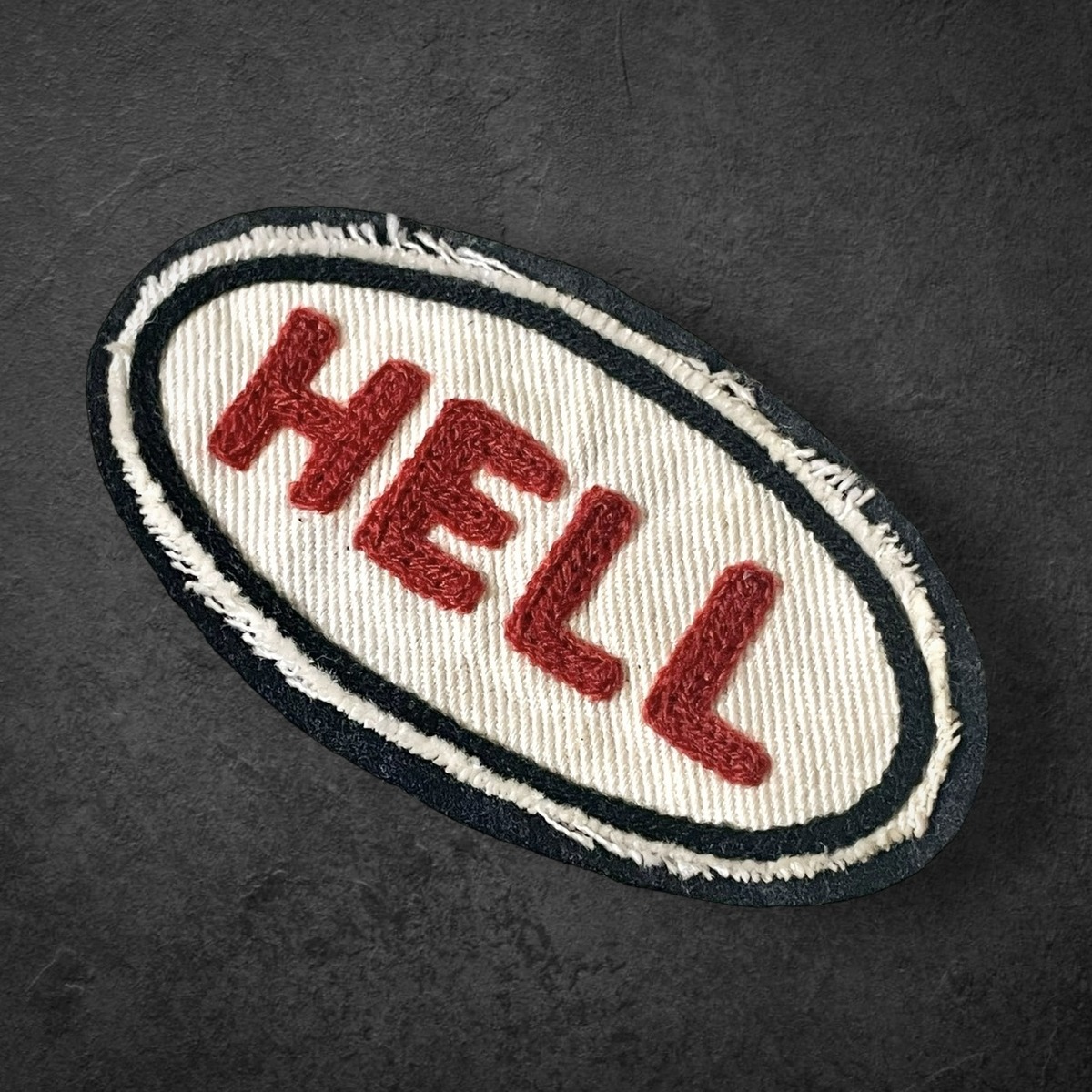 “HELL” PATCH チェーンステッチワッペン | 【RIOTT/ライオット】