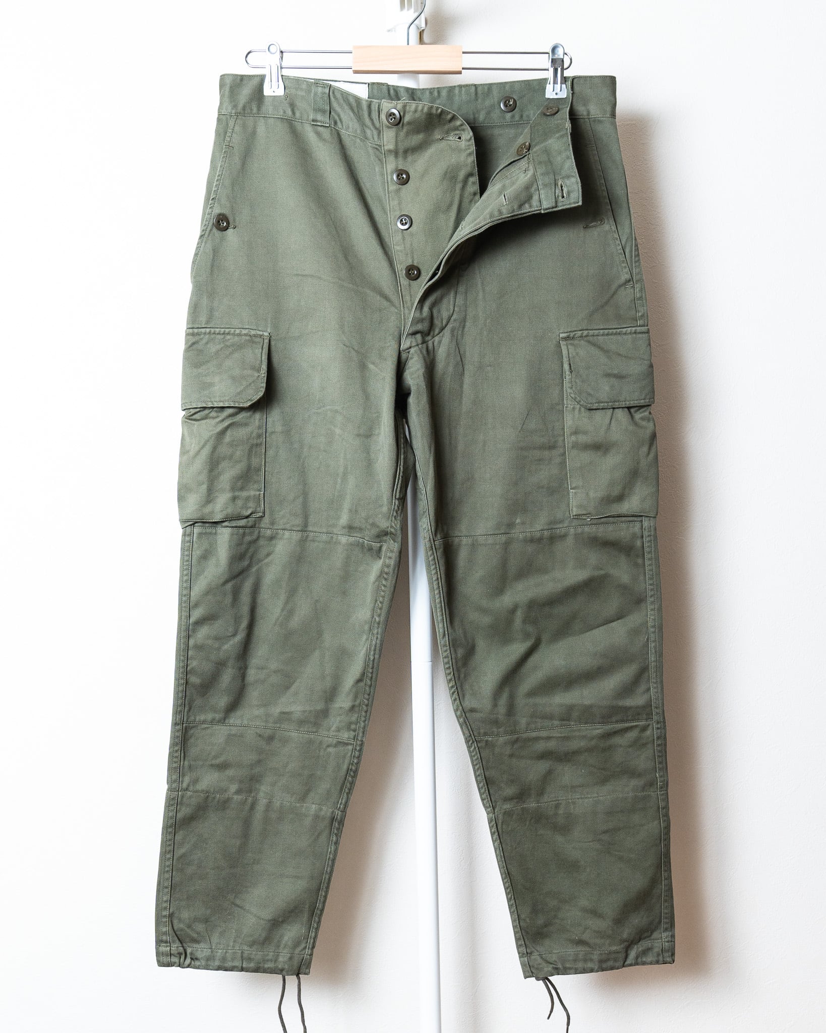【AランクUsed】French Army M-64 Field Trousers フランス軍 実物 M64 カーゴパンツ ミントコンディション レアサイズ 希少 | FAR EAST SIGNAL