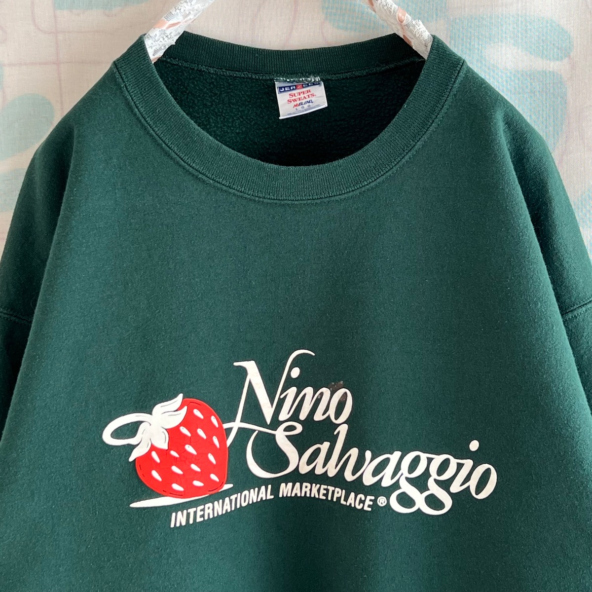 used strawberry print sweatshirt | Tabitha vintage tokyo