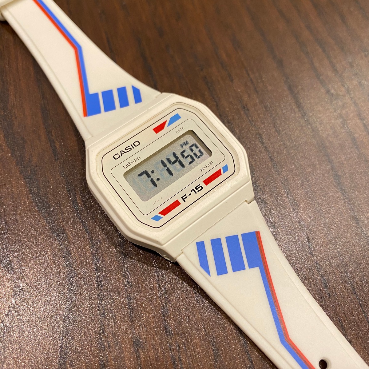 CASIO F-15 奇跡のデッドストック！NEW OLD STOCK | kokopelli's watches and collectables