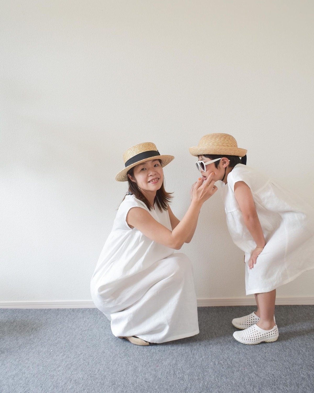 【受注生産】\\親子お揃いワンピース／／ リネン100％ワンピース〜ホワイト〜 | omusubi-five