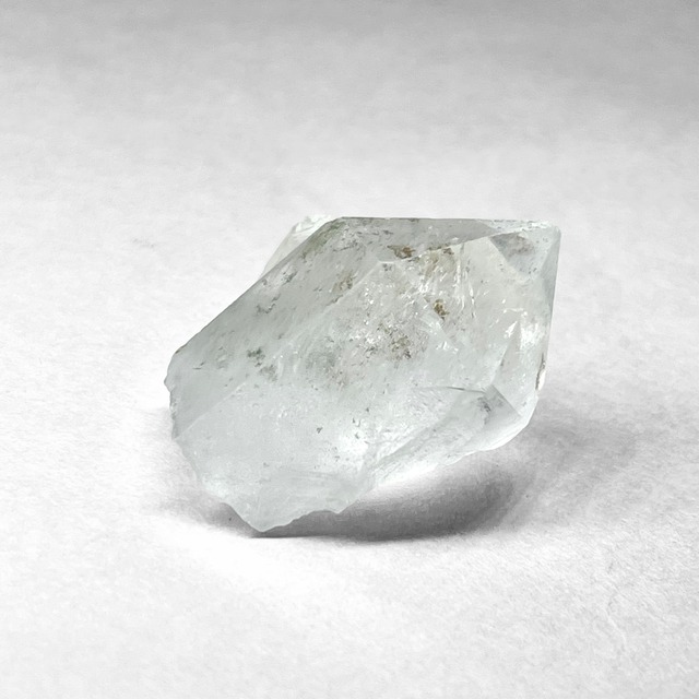 inclusion crystal：quartz in quartz / インクルージョン水晶 3：貫入水晶 | N.st