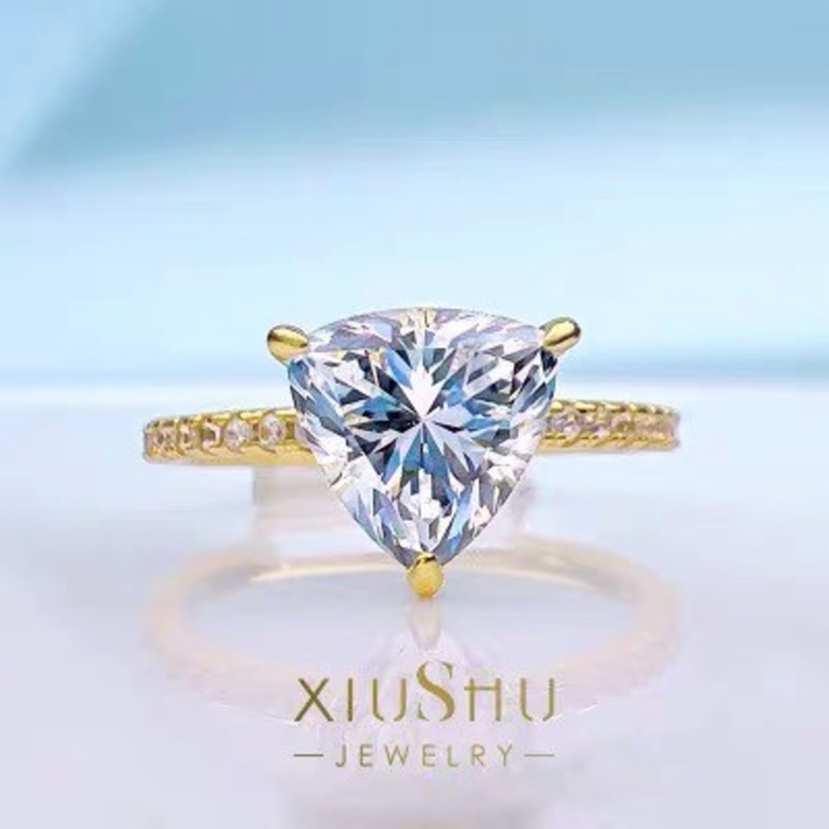 2カラー トライアングル 三角 高炭素ダイヤモンド シンプル キラキラ ゴージャス ラグジュアリー リング 指輪 | キラキラゴージャスジュエリーのXIUSHU(シュシュ)