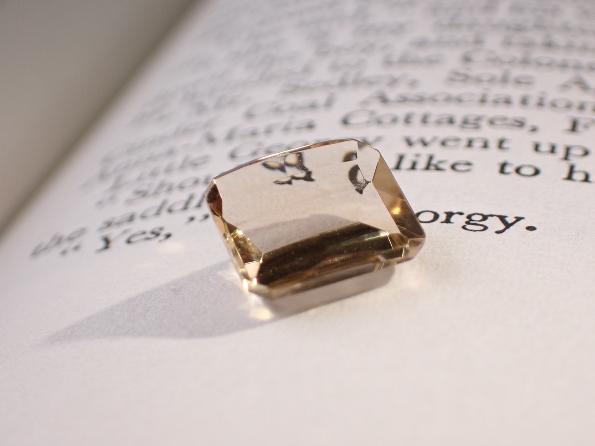 シトリン 2.37ct [B10−41] | differencee(ディファレンシー)