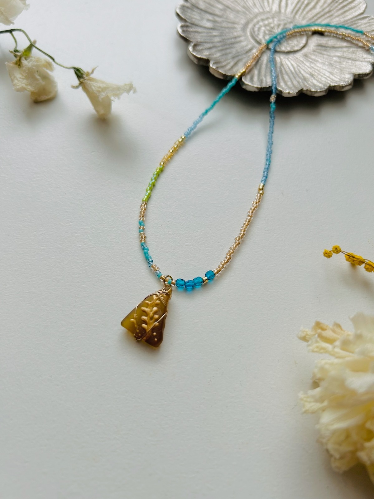 Soul Voice x UMIコラボネックレス6つの宝 No.4 coral / butterfly / starfish/ shell ...