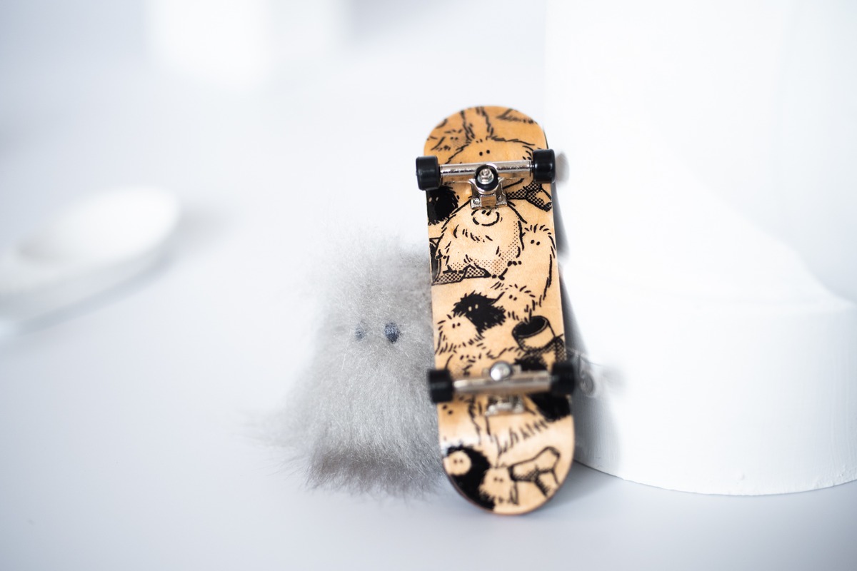 finger board and YETI(small juvenile) set | YAKOHshop