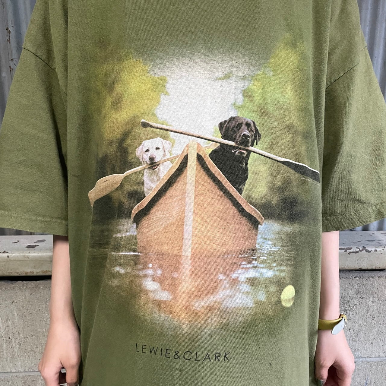 LOOSE LEASHES THE MOUNTAIN LEWIE&CLARK 犬 動物 アニマルTシャツ メンズXL 古着 カーキ オリーブ ...