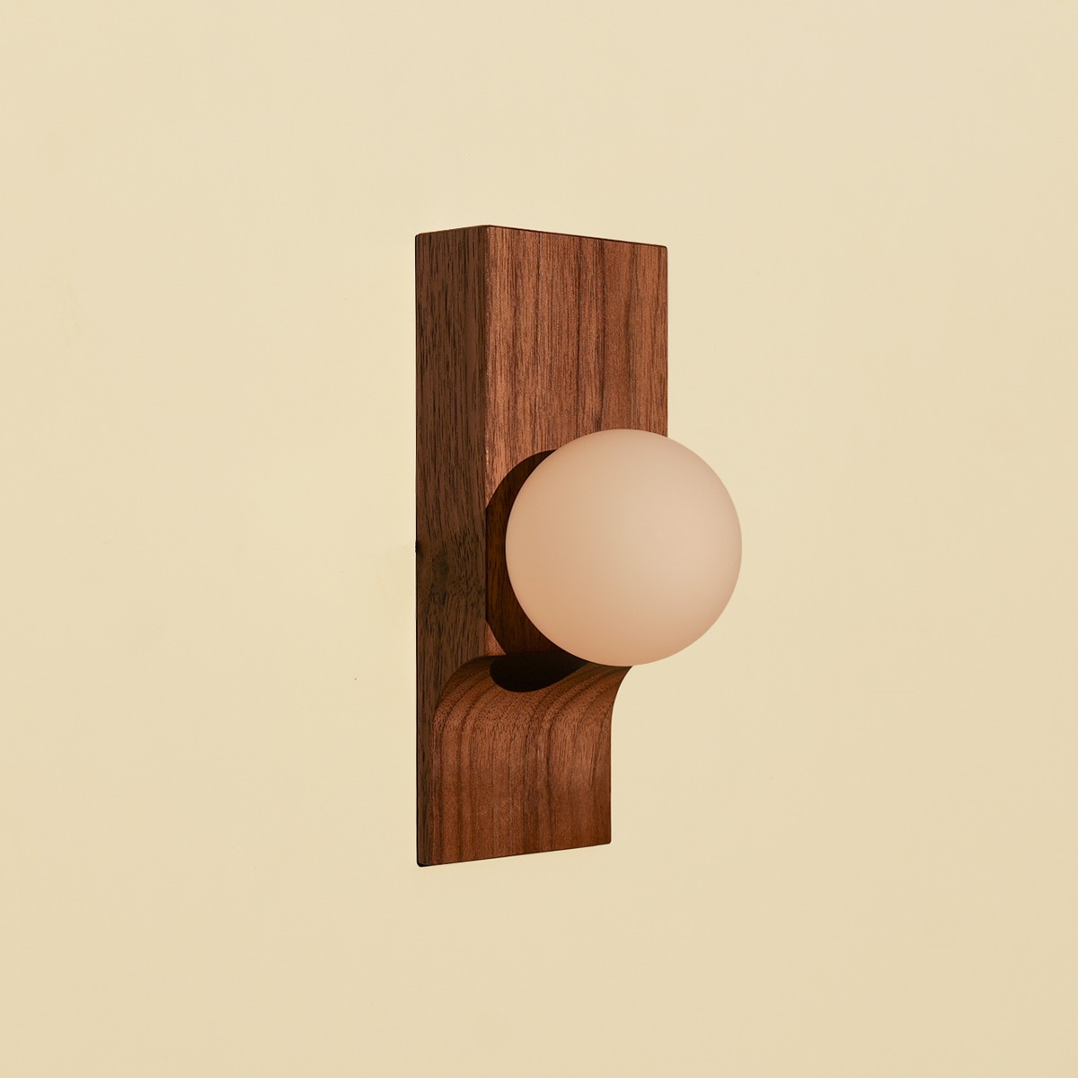 SCOOP LIGHT ／ WALNUT | New Classic Light Field