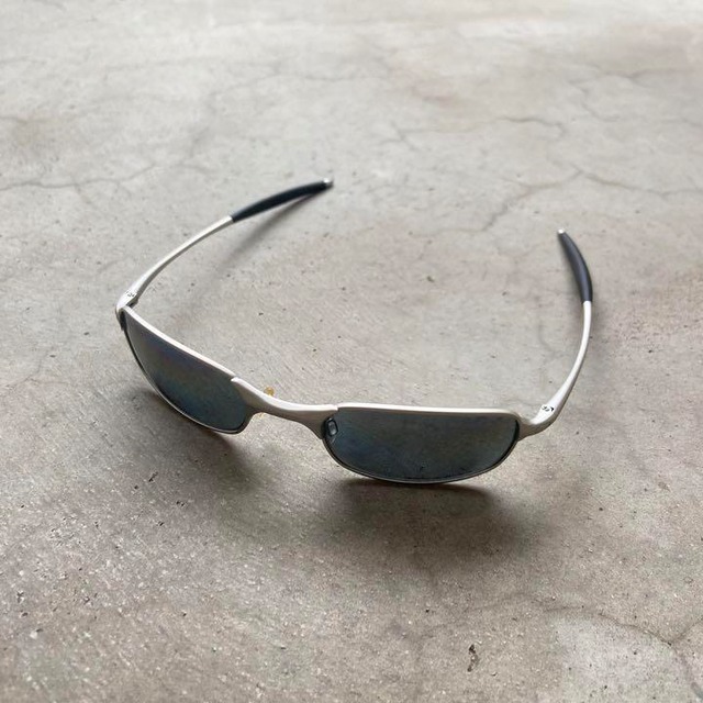 00'S OAKLEY SQUARE WIRE 2.0 | epicyard
