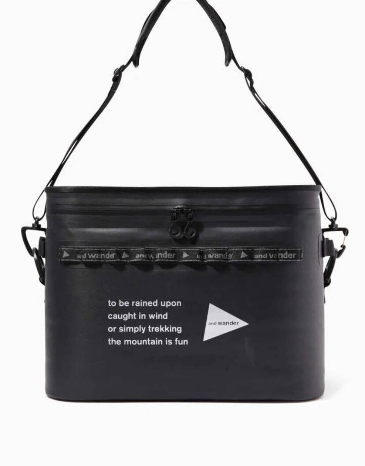 and wander アンドワンダー waterproof cooler | lemanside