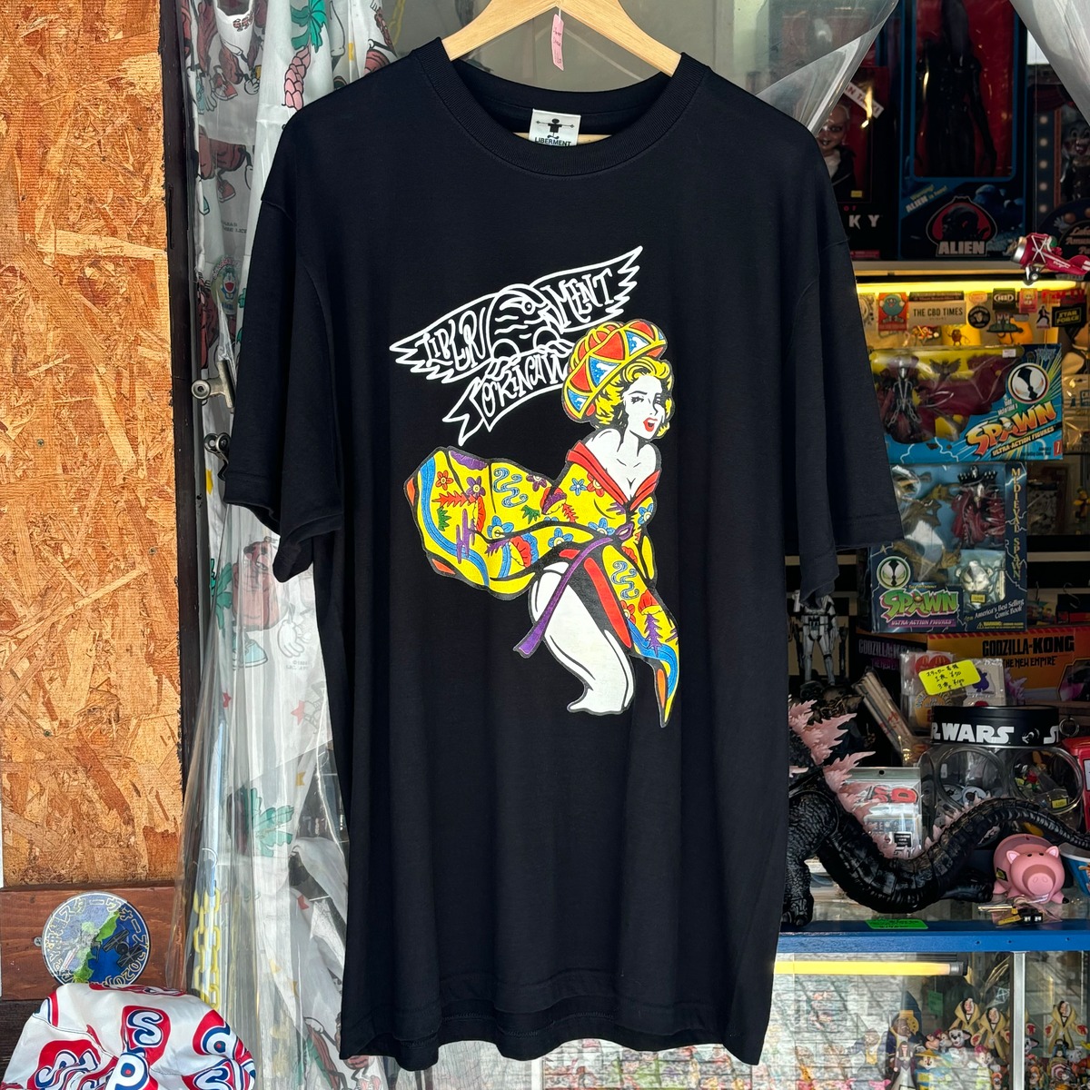 Liberment Okinawa ブラックTシャツ フロント琉装デザイン L 送料全国一律500円 | Toys-A