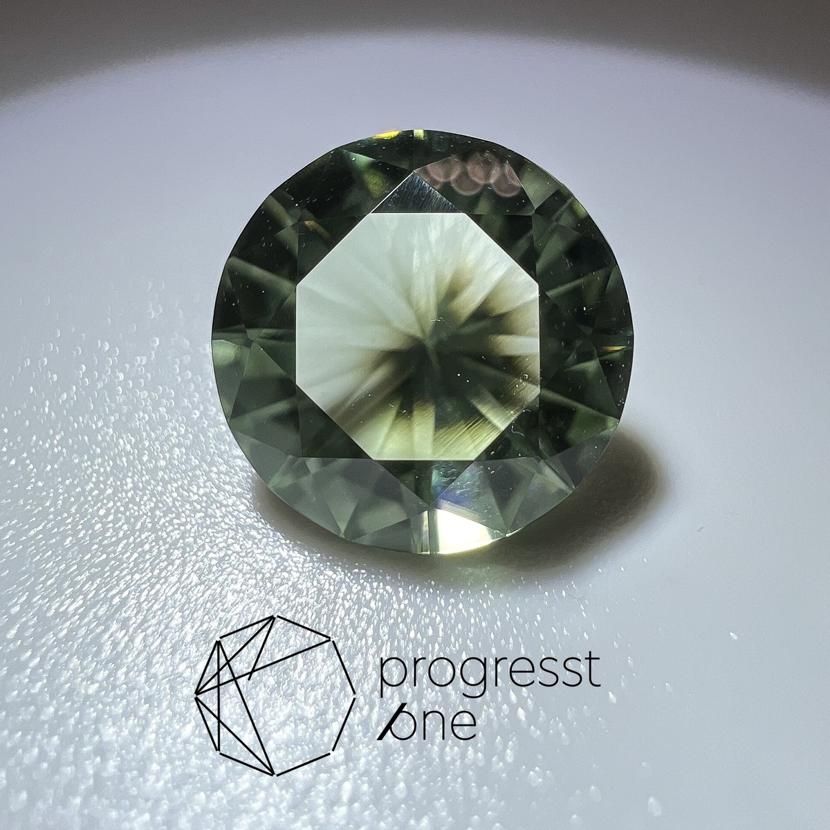 プラシオライト3.30ct | progresstone