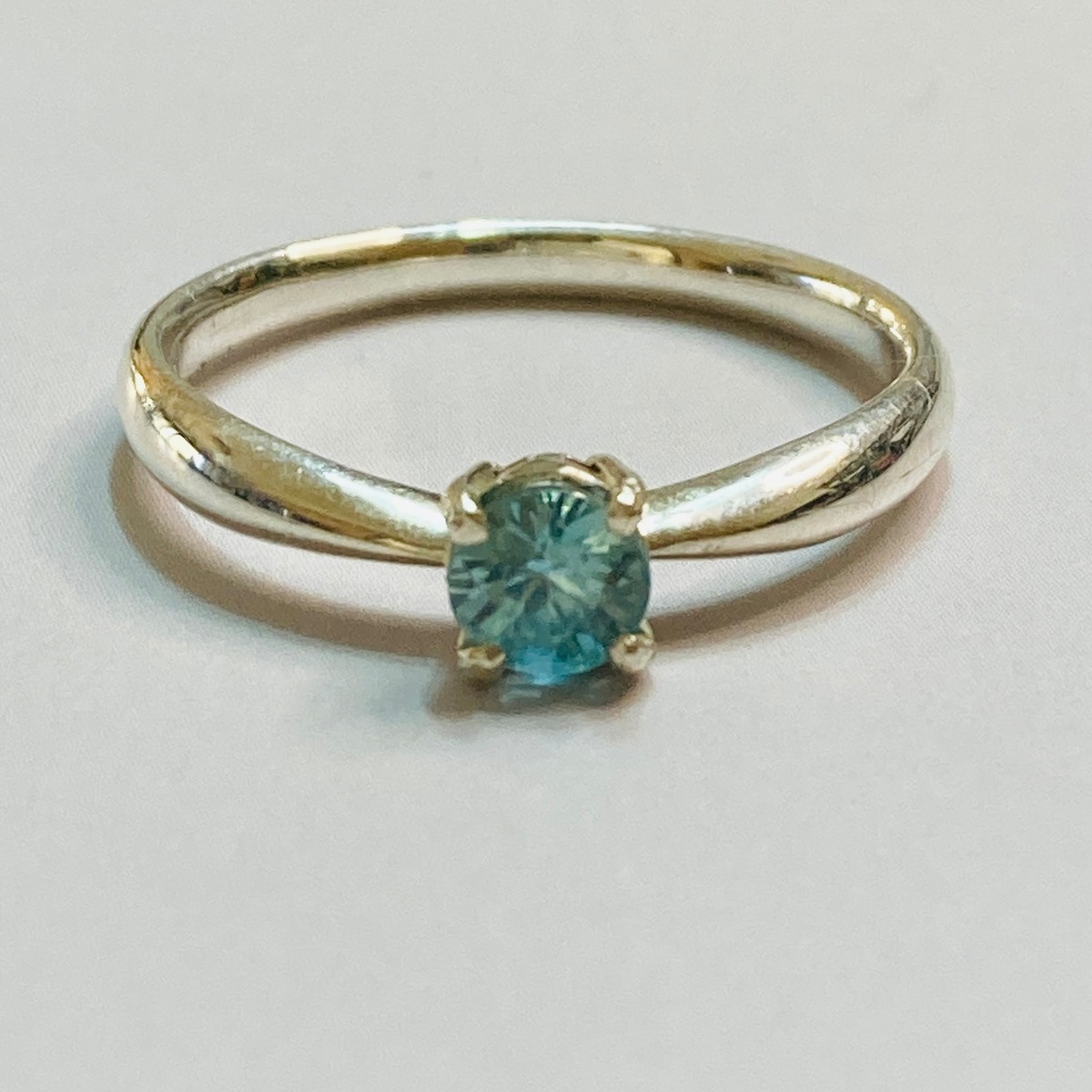 【12月誕生石】ブルージルコン0.64ctの指輪 | keytail 幸運の鍵しっぽ