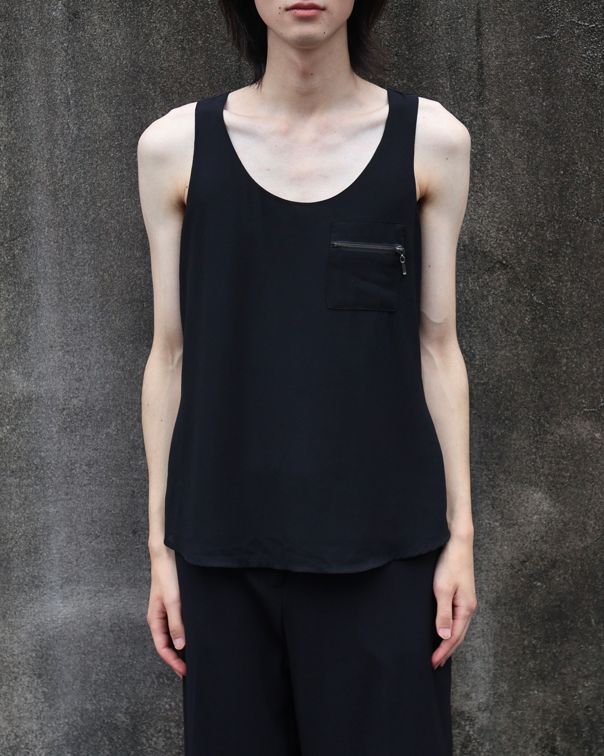 zip gimmick tank top | blendmarket
