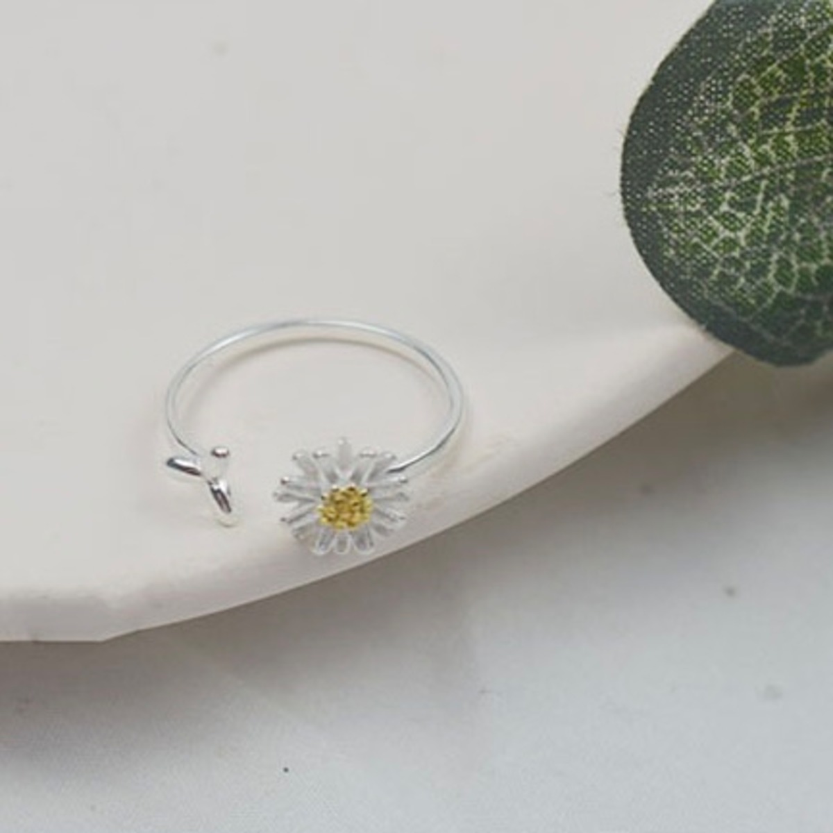 シルバーデイジーリング A00195 | SproutStyle