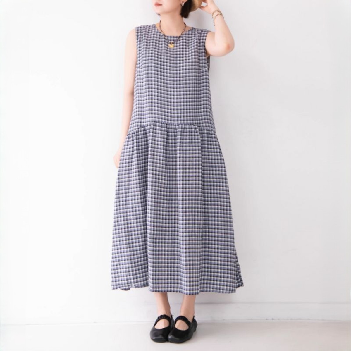 ラウンドネックノースリーブマキシワンピース M0460 | minani