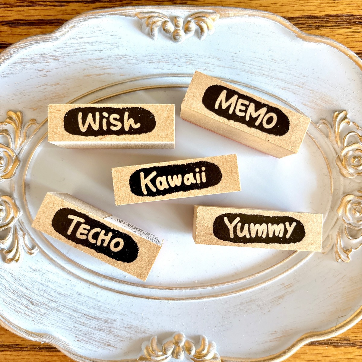 mojiスタンプ 【Wish・MEMO・Kawaii・TECHO・Yummy】 | penpen bungu