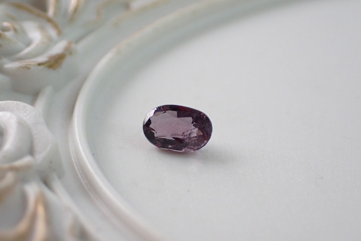 スピネル 0.80ct [C12-805] | differencee(ディファレンシー)