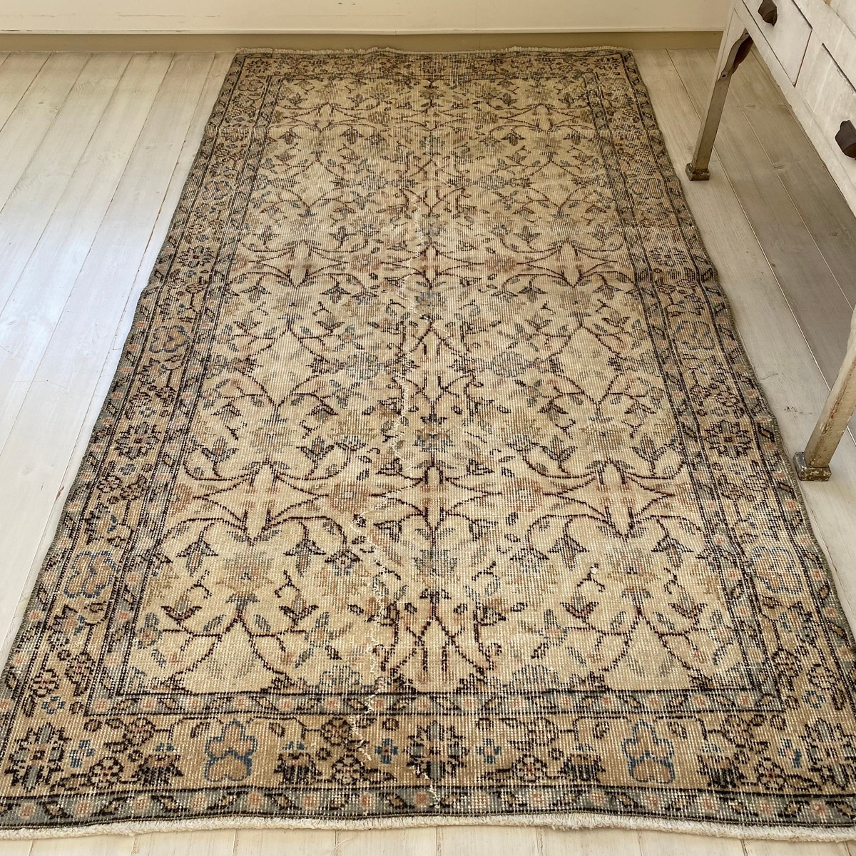 vintage rug, 138 【1663】 | fave