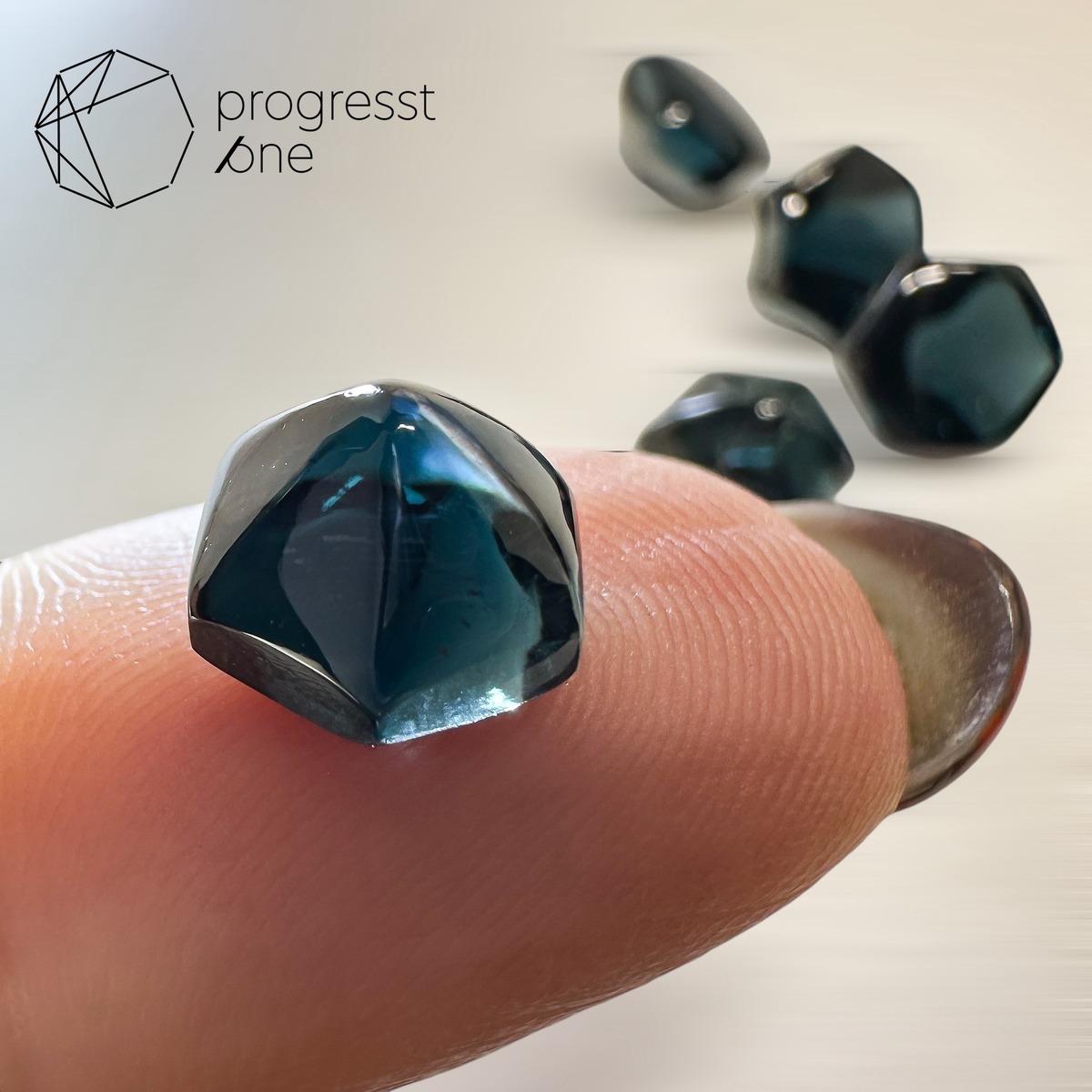 ロンドンブルートパーズ3.38ct〜 | progresstone