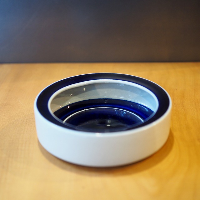 ARABIA Ashtray（アラビア アッシュトレイ）＊手書きサイン | bero弁天長屋｜オリジナル家具と北欧ヴィンテージ食器販売