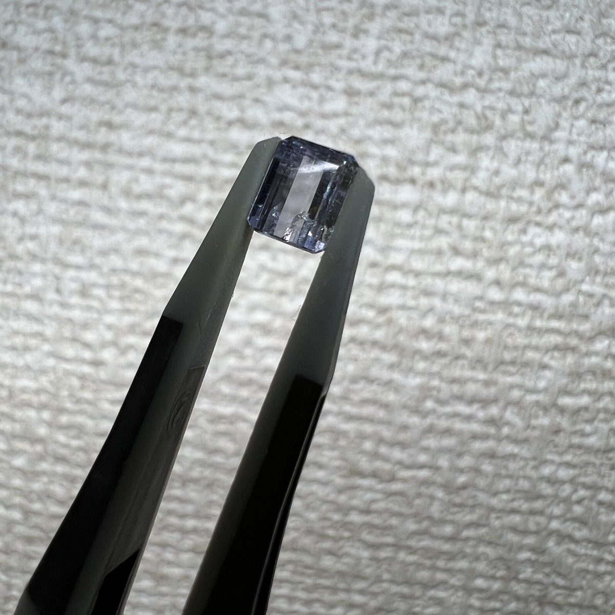 ゾイサイト 〜多色性がすっごい〜 0.83ct | GEMマニ屋