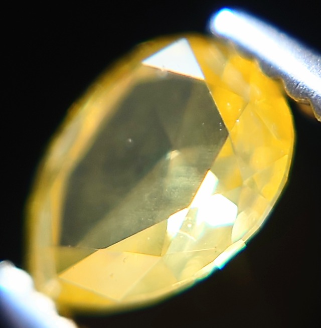 Fancy Intense Yellow (UNEVEN) 0.165ct ローズカット 天然イエローダイヤモンドルース☆ | wisteria777
