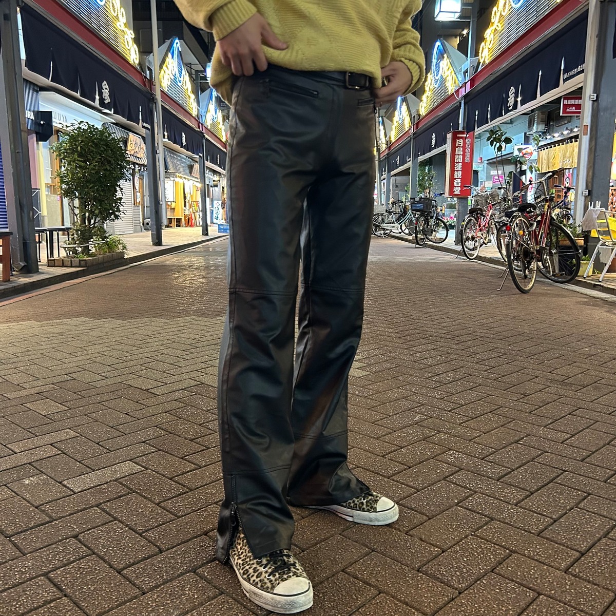 90's Italy made / fake leather flare pants | VANPELT