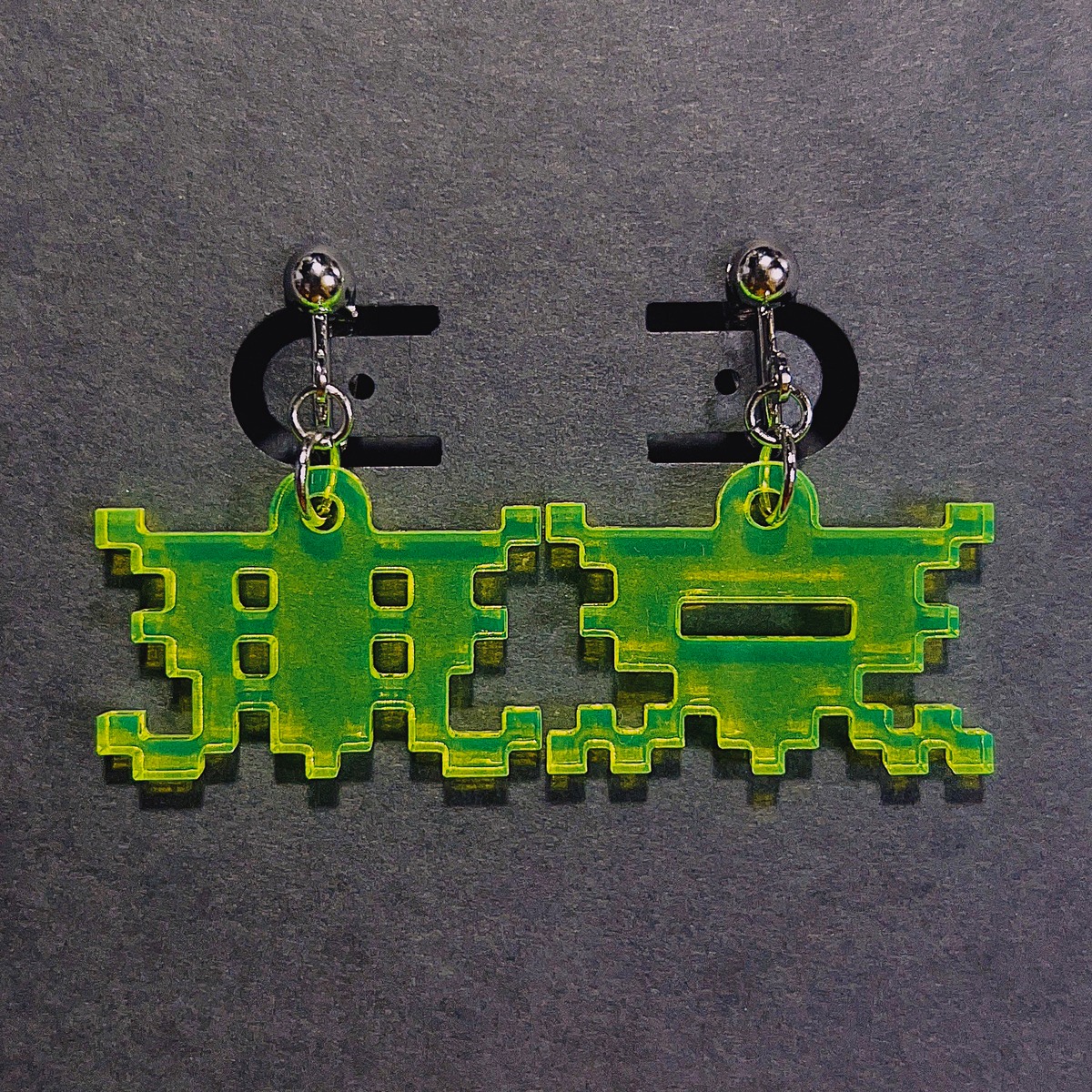 TOKYO INVADERS acrylic earrings | ANTINOME